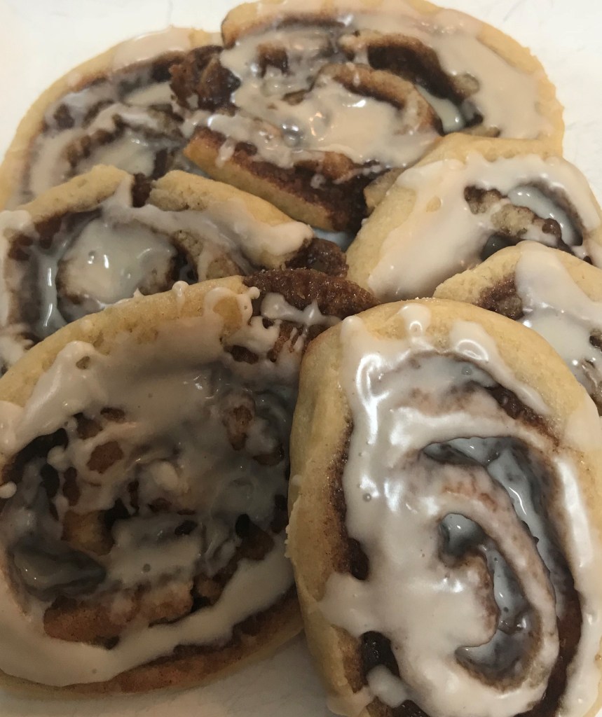 Cinnamon Bun Cookies – Ugly Desserts